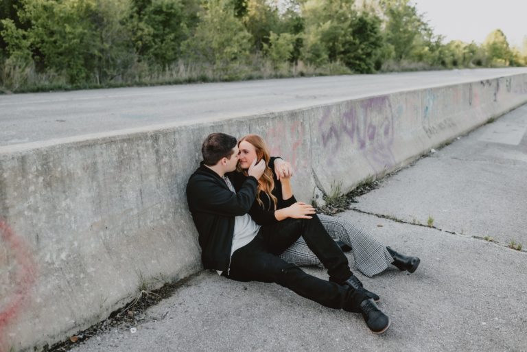 Carefree Tulsa Oklahoma Engagement Photos | kyrstenashlayphotography.com